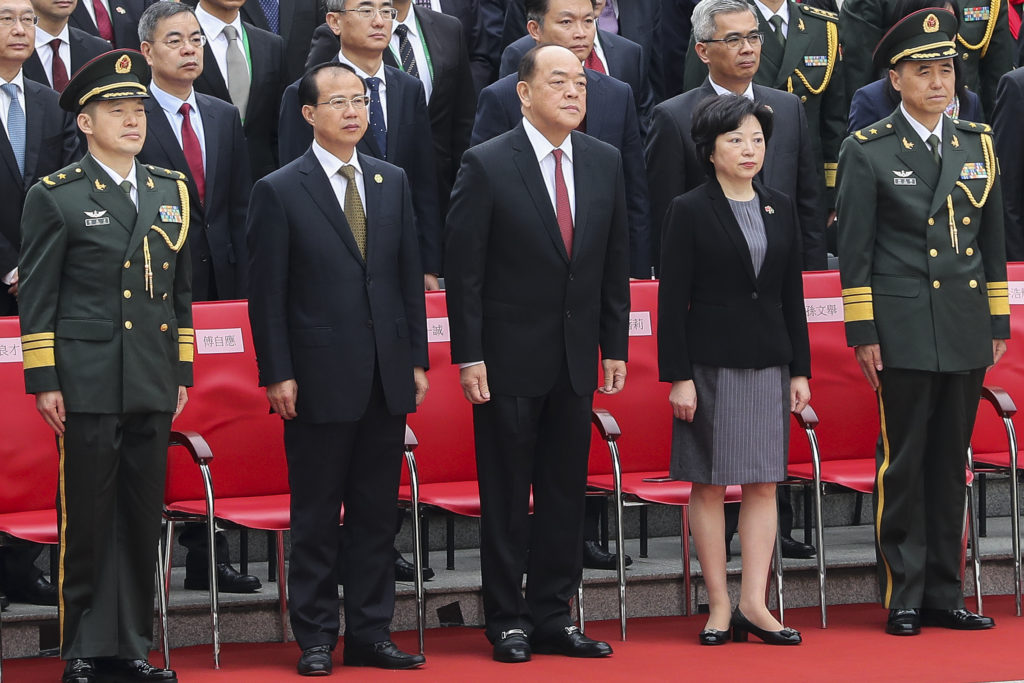 Governo de Macau liderado por Ho Iat Seng tomou posse perante Xi ...